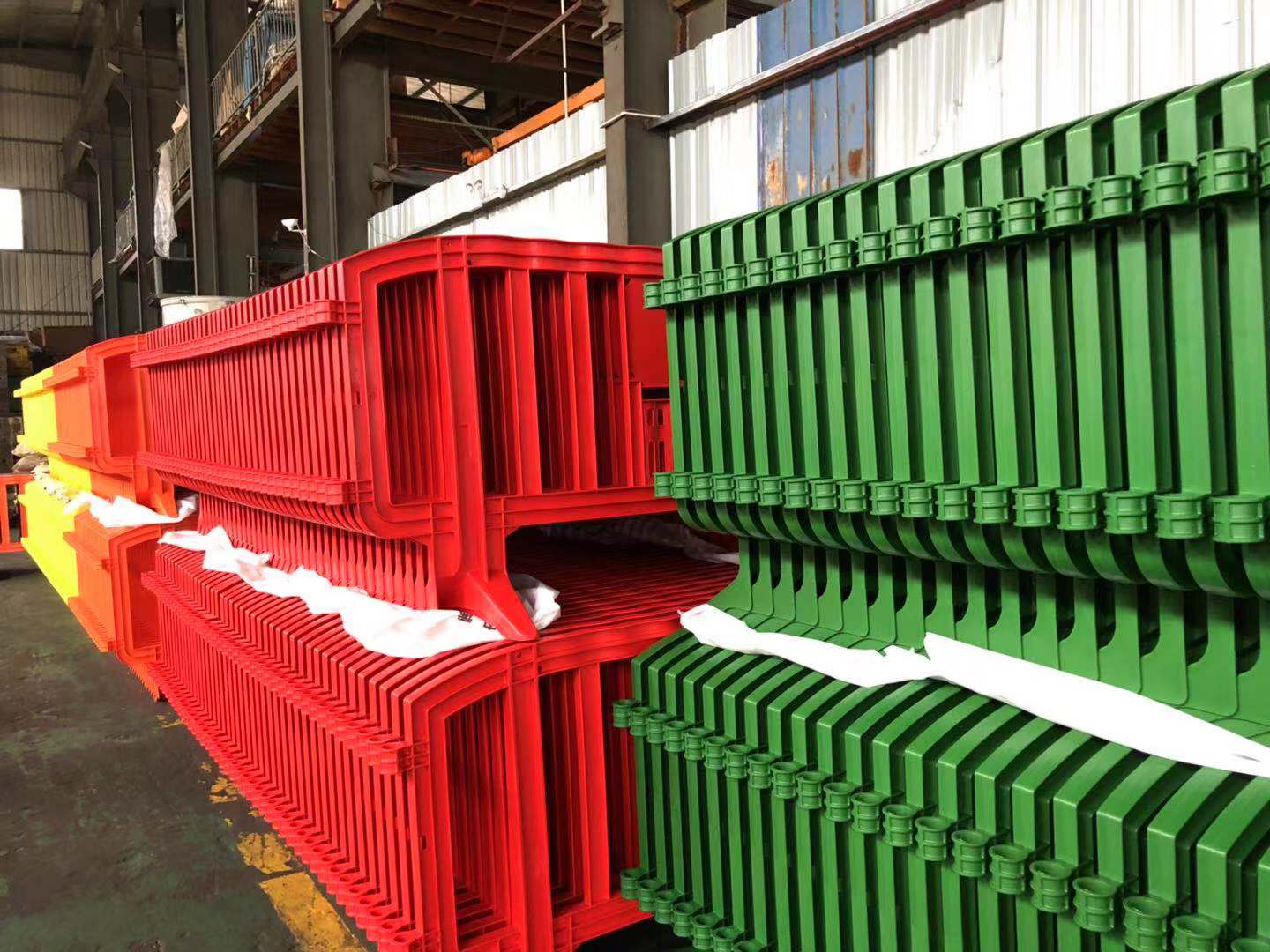 Portable Plastic Mobile Fence Barrier